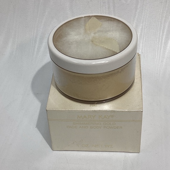 Mary Kay | Makeup | Mary Kay Shimmering Gold Face And Body Powder Oz ...